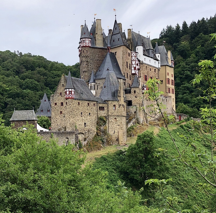 Burg Eltz | Blissfulbritt